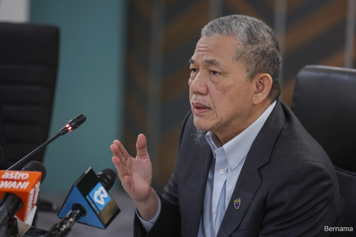 Petronas lay-offs driven by global challenges, not Petros issue, says Fadillah | KLSE Screener